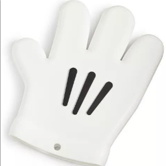 Disney | Kitchen | New Disney Mickey Mouse Silicone Oven Mitt | Poshmark